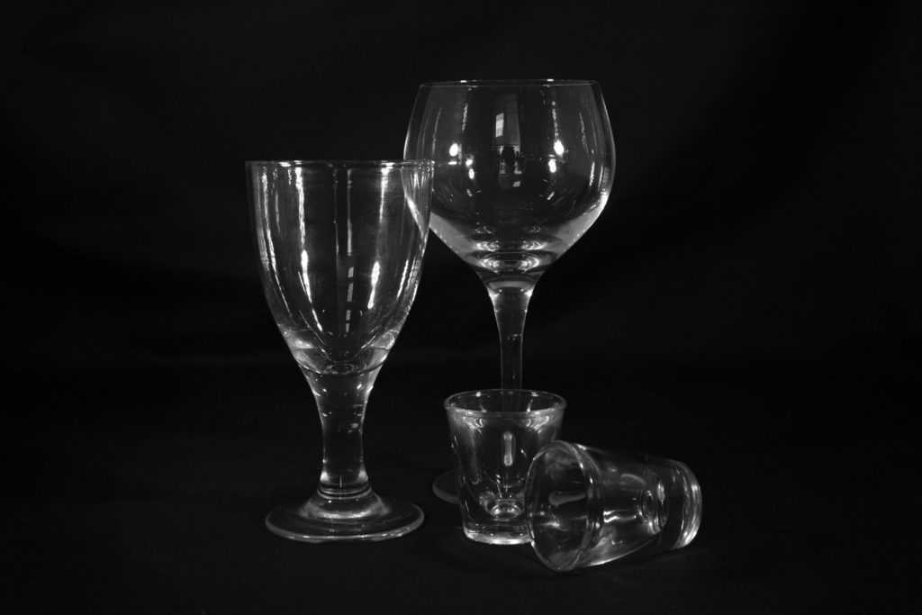 How to Take Low Key Photos Indoors And Outdoors – Photography Skool