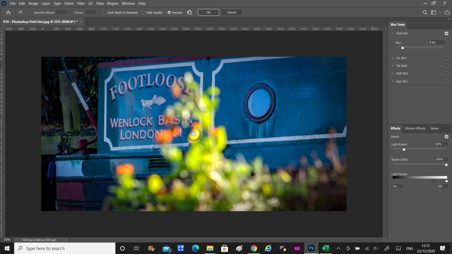 How to Blur Foreground With a DSLR – Photography Skool